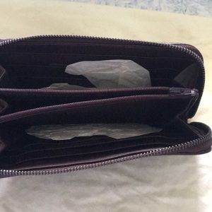 Desmo | Bags | Desmo Italian Leather Wallet | Poshmark